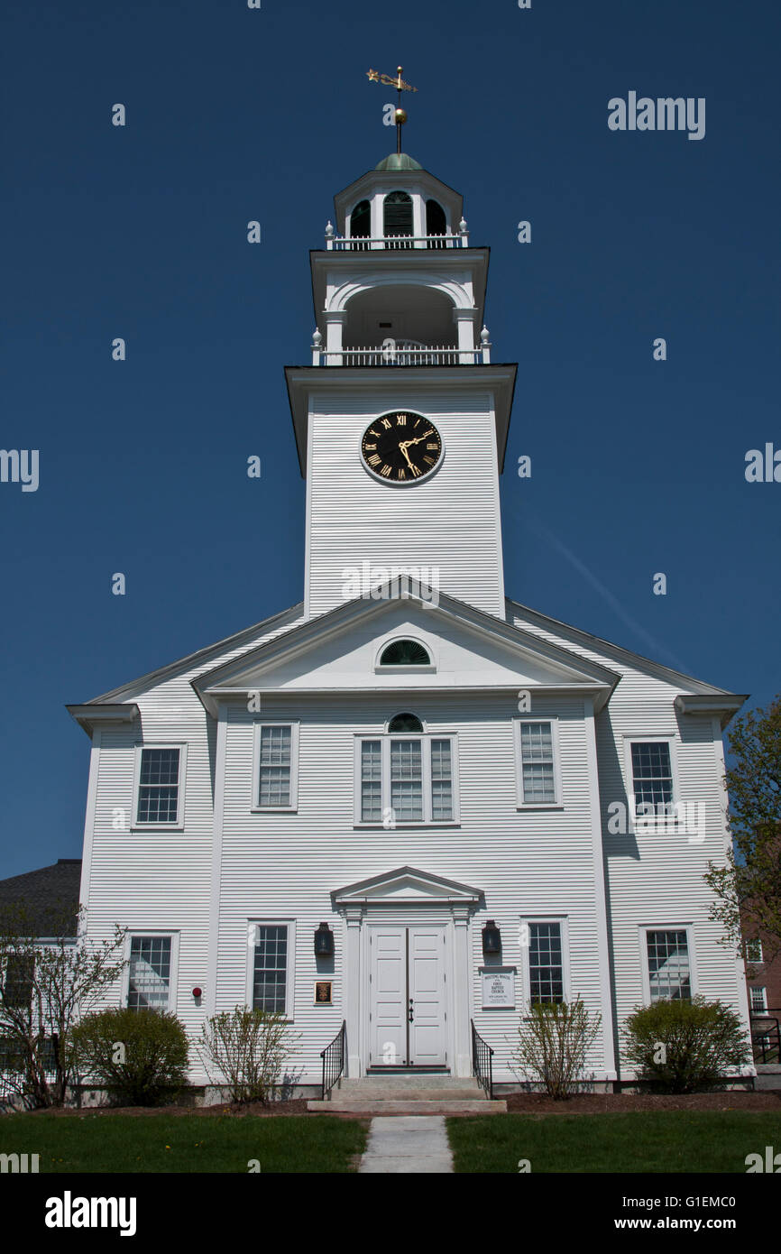 Town of New London, New Hampshire, USA. First Baptist Church, built ...