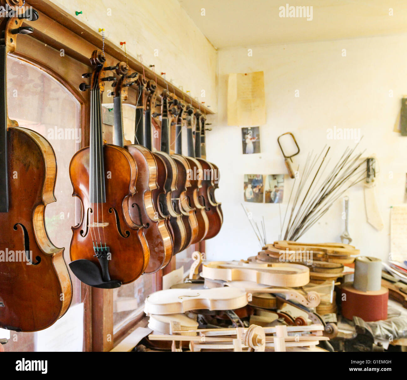 Workshop for musical instruments hi-res stock photography and images ...