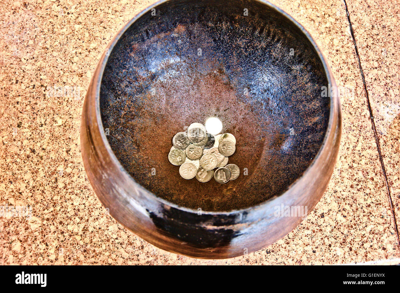 Base of a statue hi-res stock photography and images - Alamy