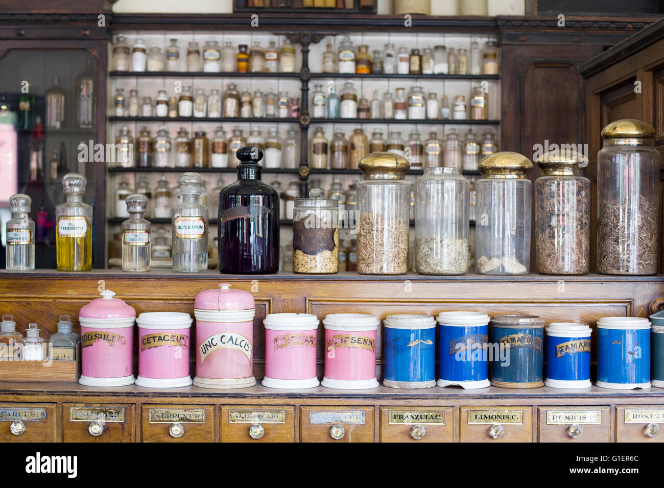 The victorian apothecary hi-res stock photography and images - Alamy