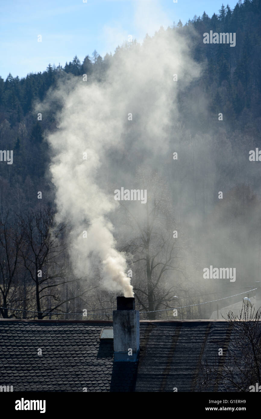 House Chimney Smoke Stock Photos & House Chimney Smoke Stock Images - Alamy