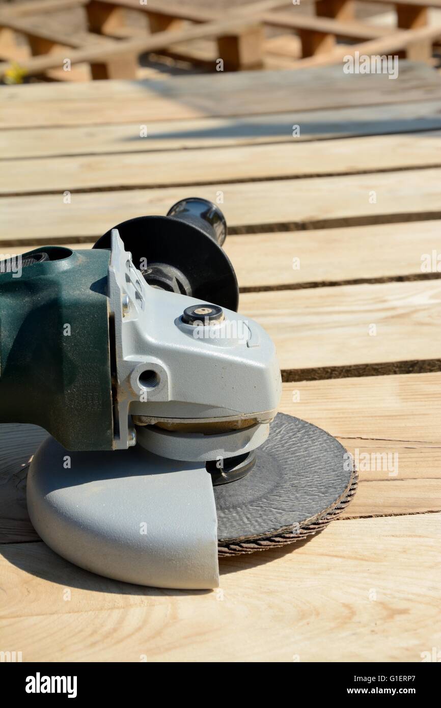 Rotating Grinding Wheel Stock Photos & Rotating Grinding Wheel Stock ...
