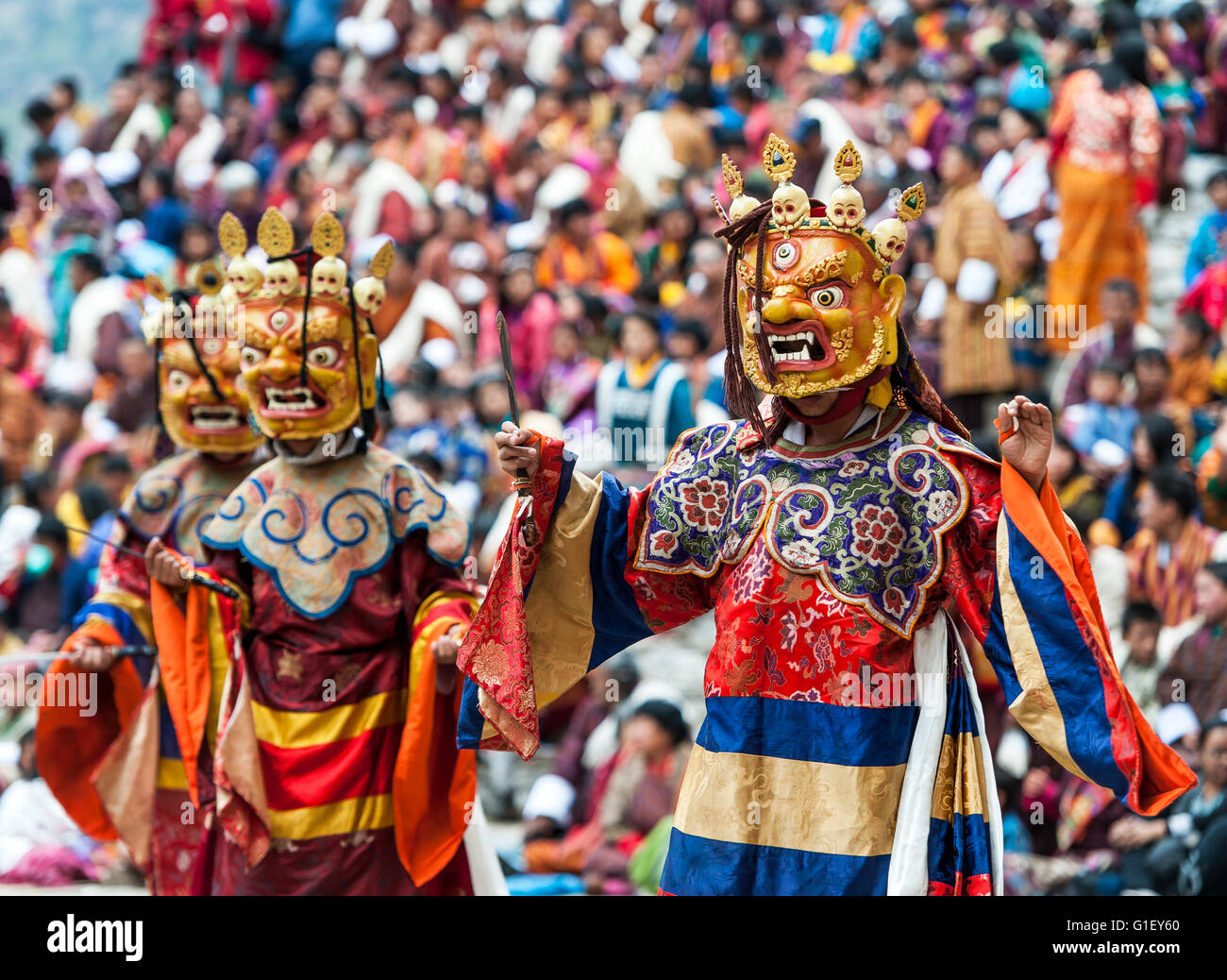Dance of terrifying deities (Tungam) at Paro religious festival Bhutan ...