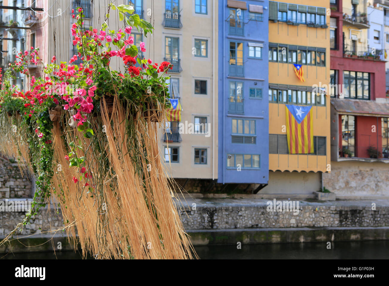 Flower decorated houses hi-res stock photography and images - Alamy