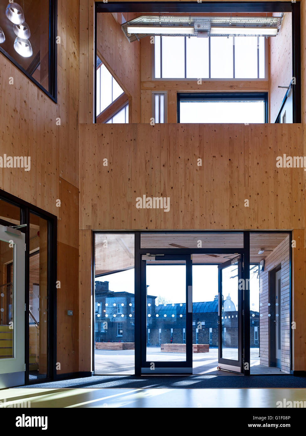 Double height lobby hi-res stock photography and images - Alamy