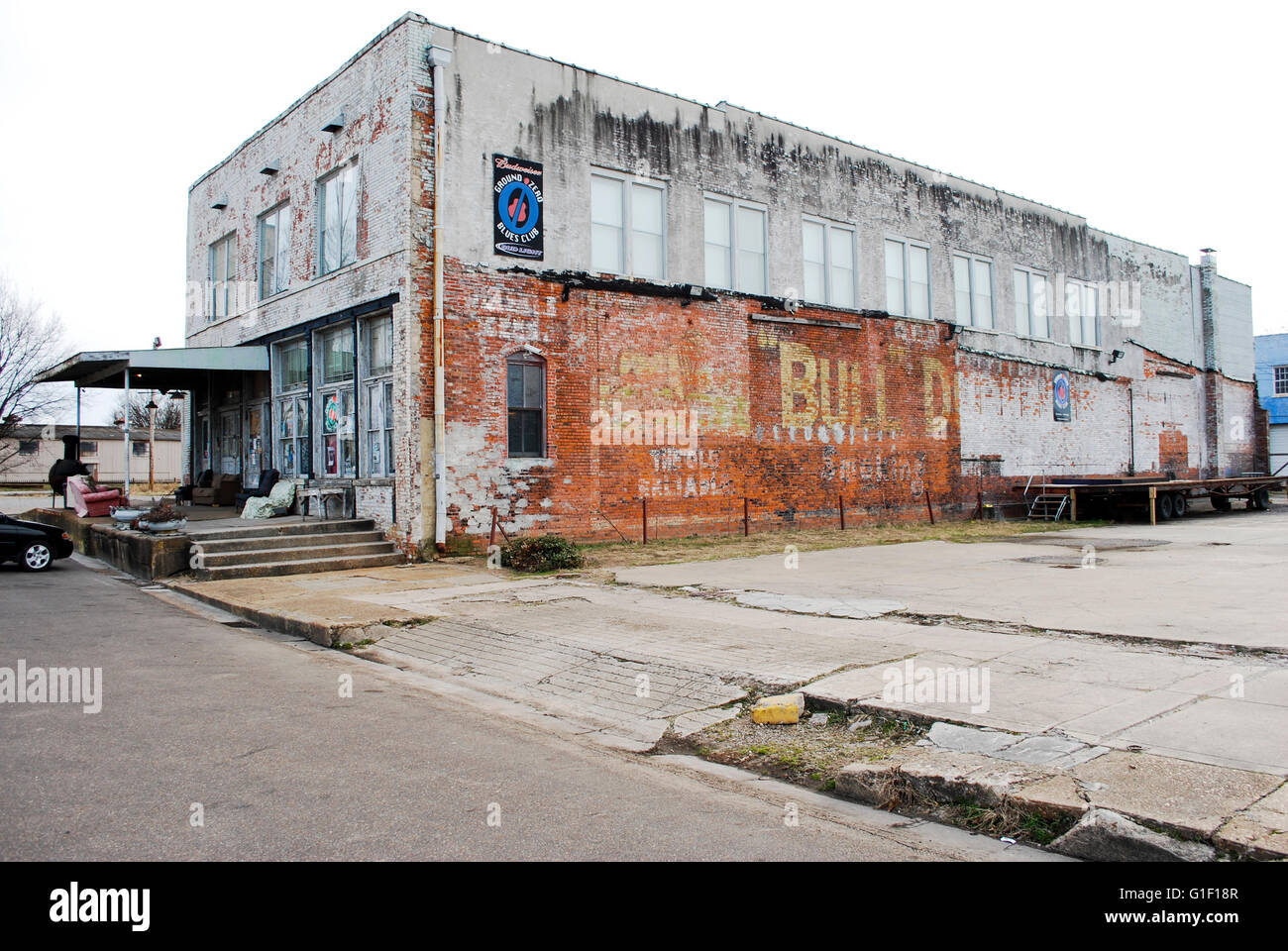 The legendary Ground Zero Blues club in Clarksdale Mississippi USA ...
