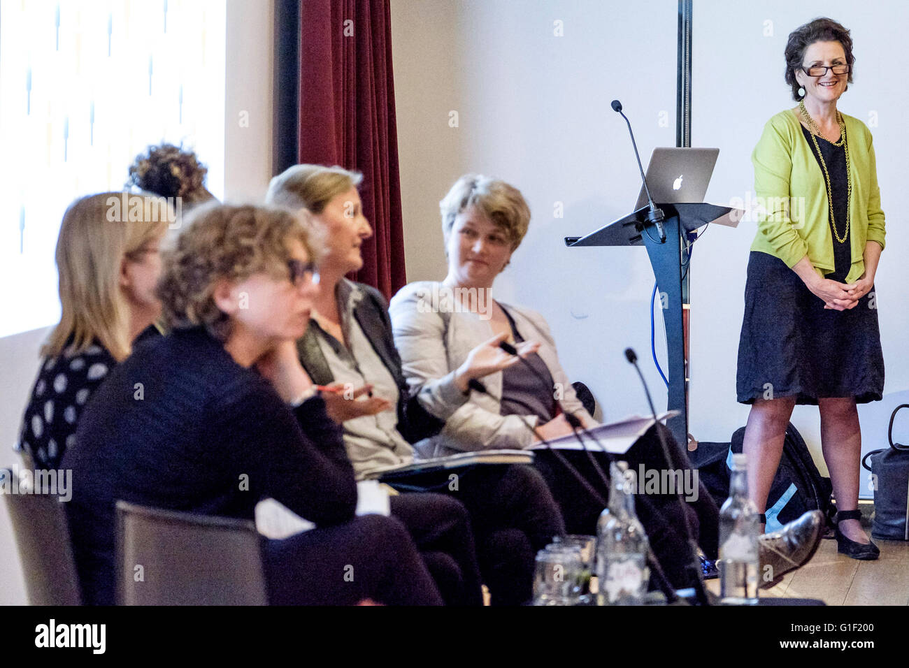 Linda ruth williams hi-res stock photography and images - Alamy