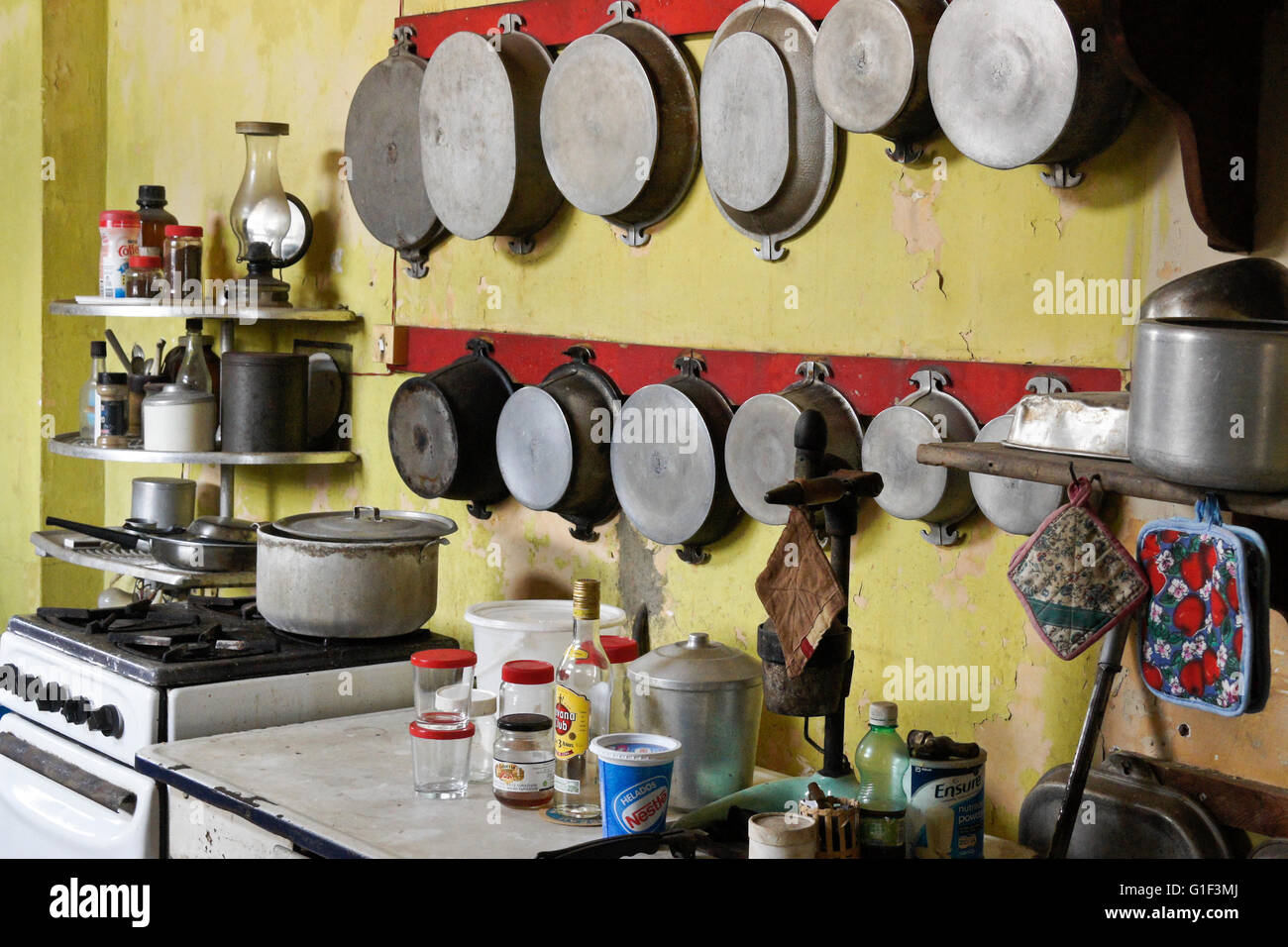 Kitchen of old mansion in Vedado neighborhood, Havana, Cuba Stock Photo ...