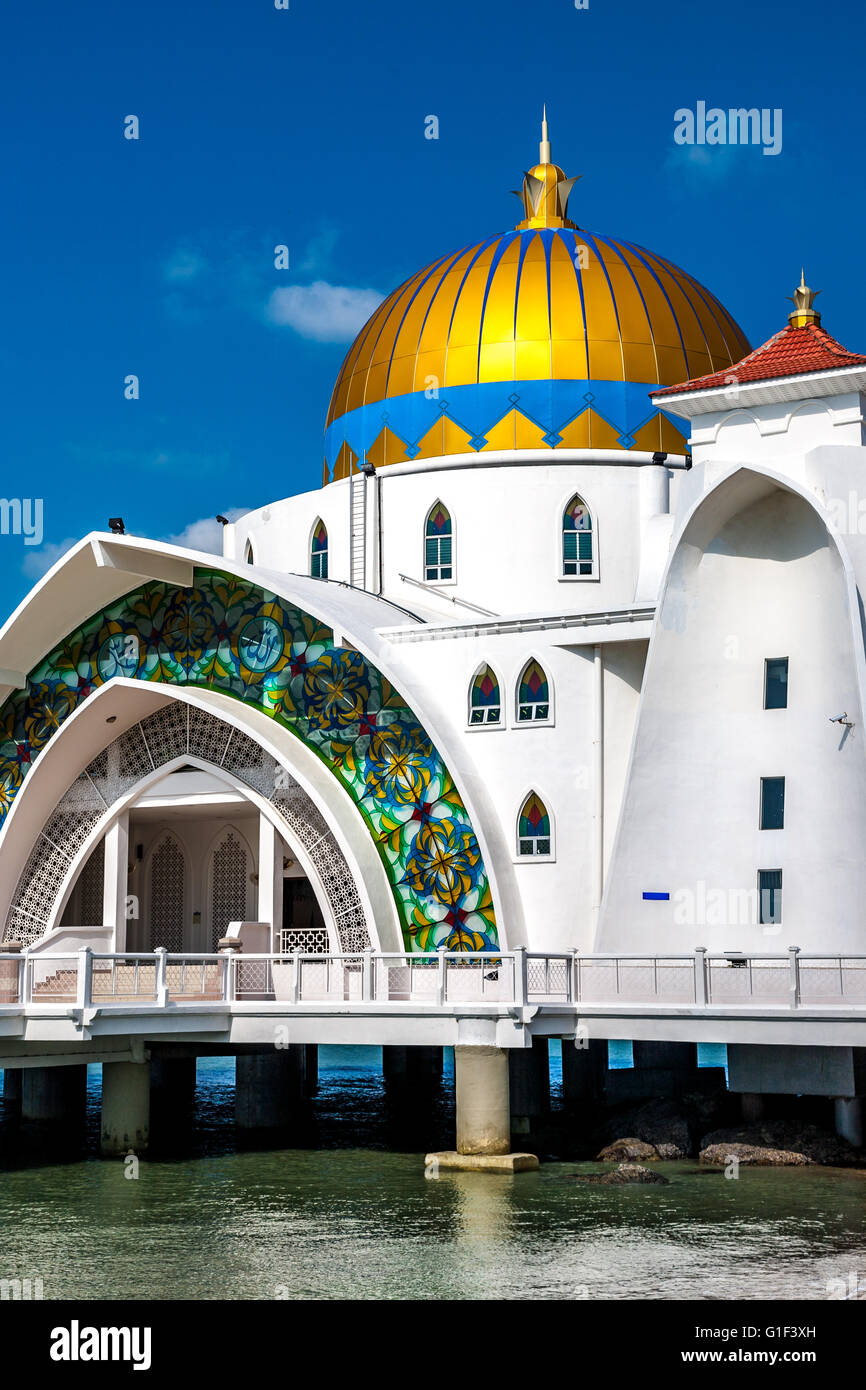 Malaysia Malacca The Malacca Straits Mosque Stock Photo - Alamy