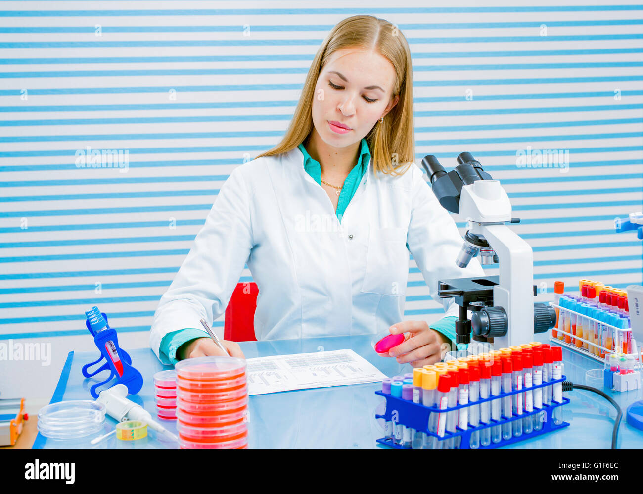 Sample writing hi-res stock photography and images - Alamy