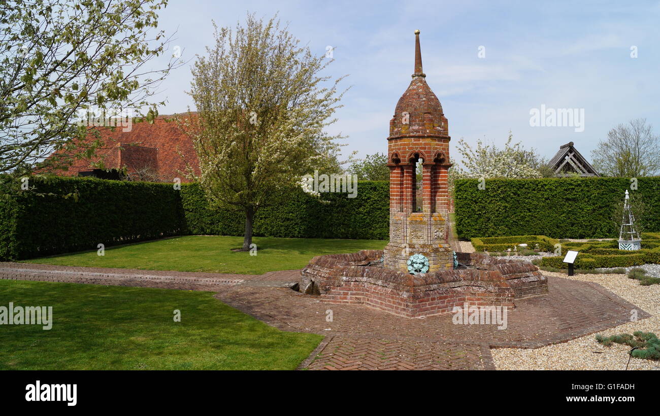 Walled Garden Medieval High Resolution Stock Photography and Images - Alamy