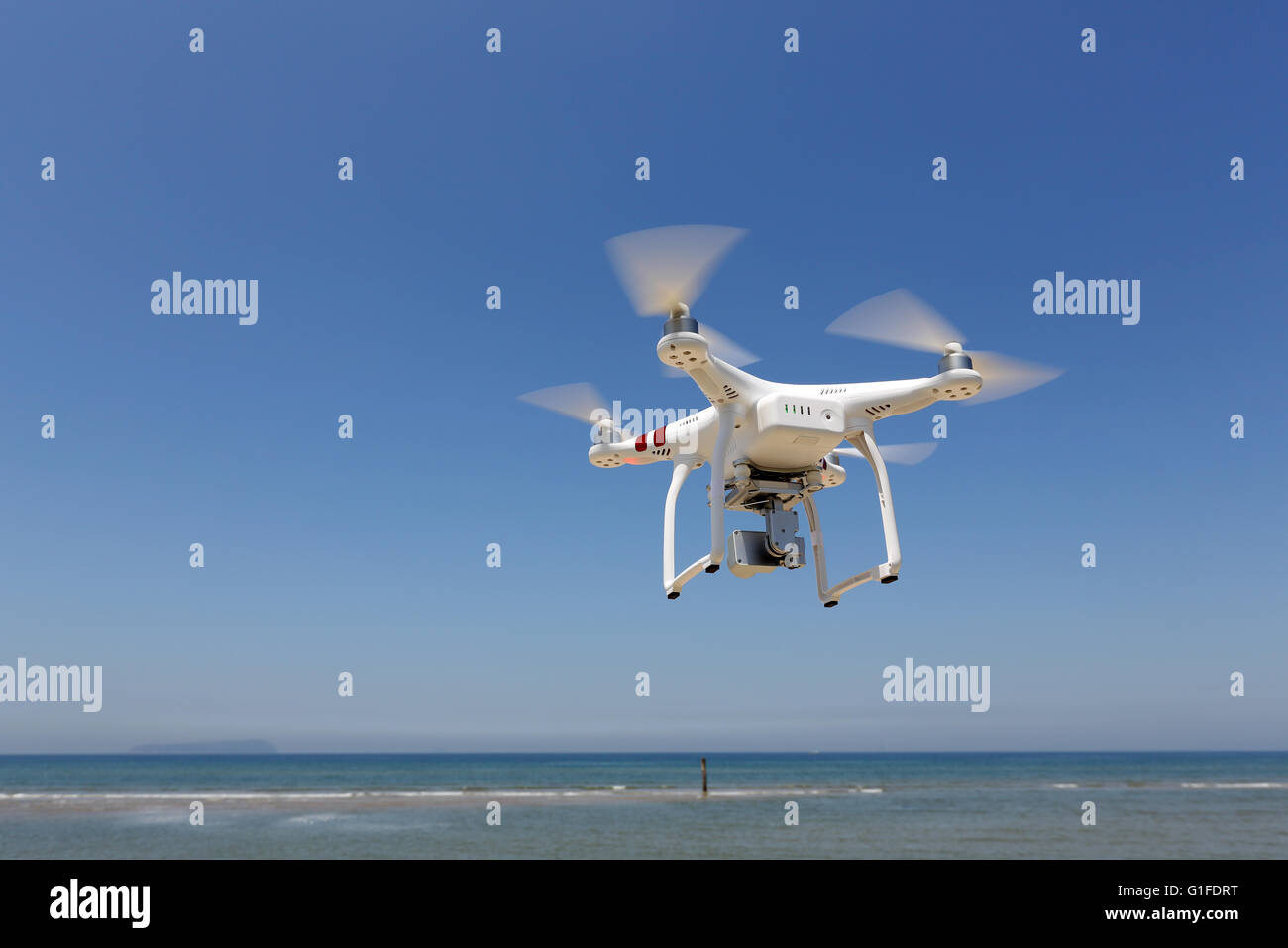 Drone delivery hi-res stock photography and images - Alamy