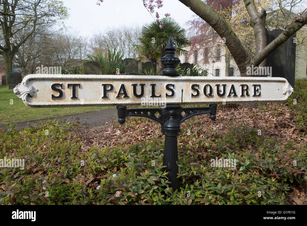 St paul's square sign hi-res stock photography and images - Alamy