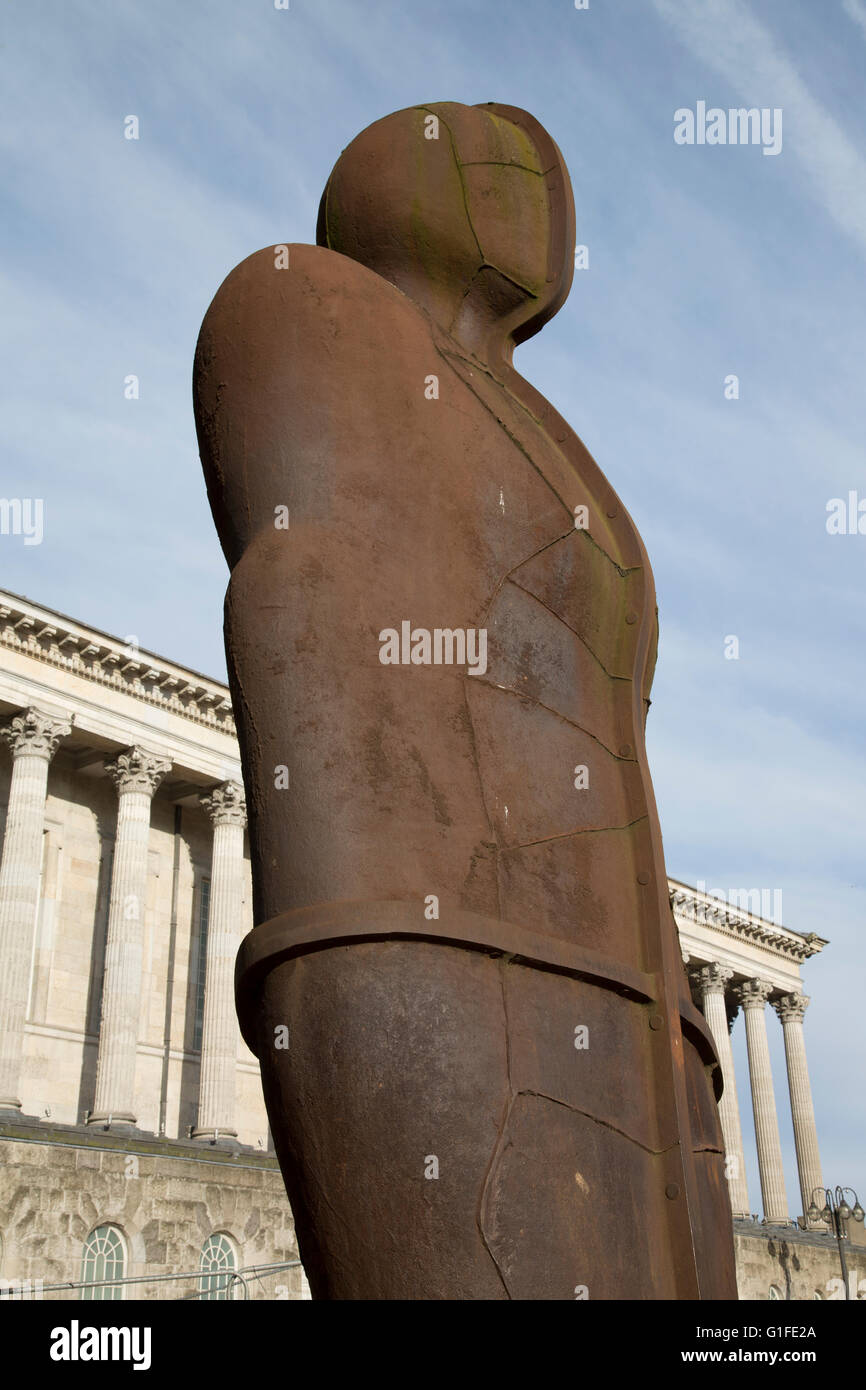 Birmingham victoria square sculpture hi-res stock photography and ...
