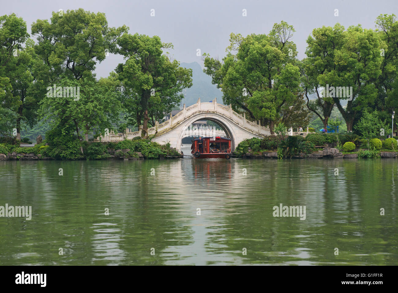 China guangxi guilin bridge on hi-res stock photography and images - Alamy