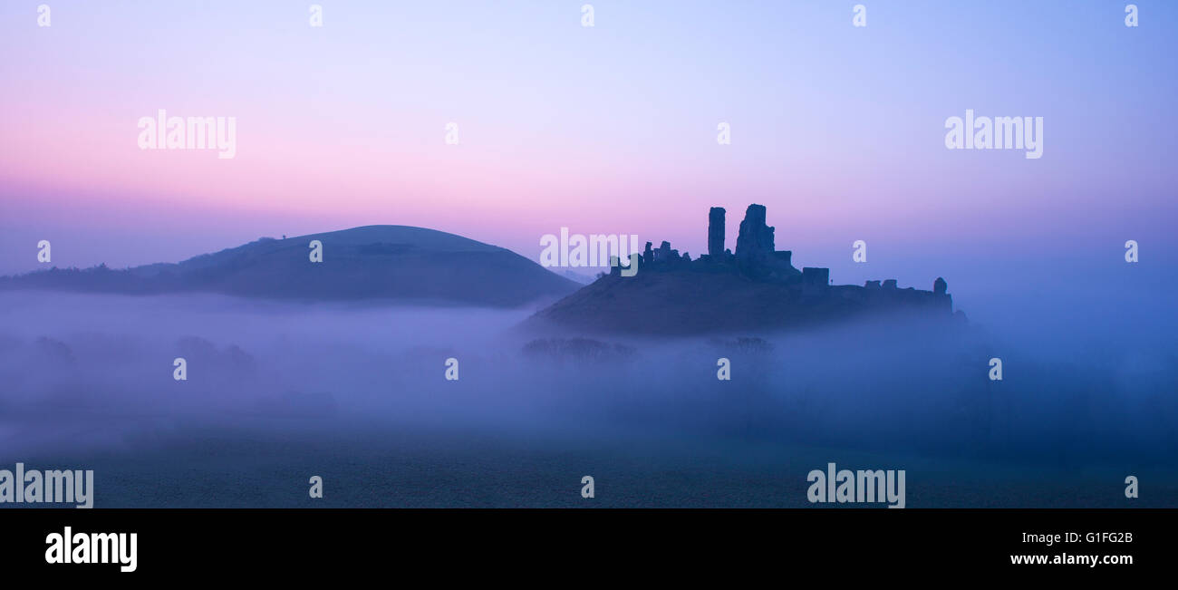 Corfe castle mist hi-res stock photography and images - Alamy