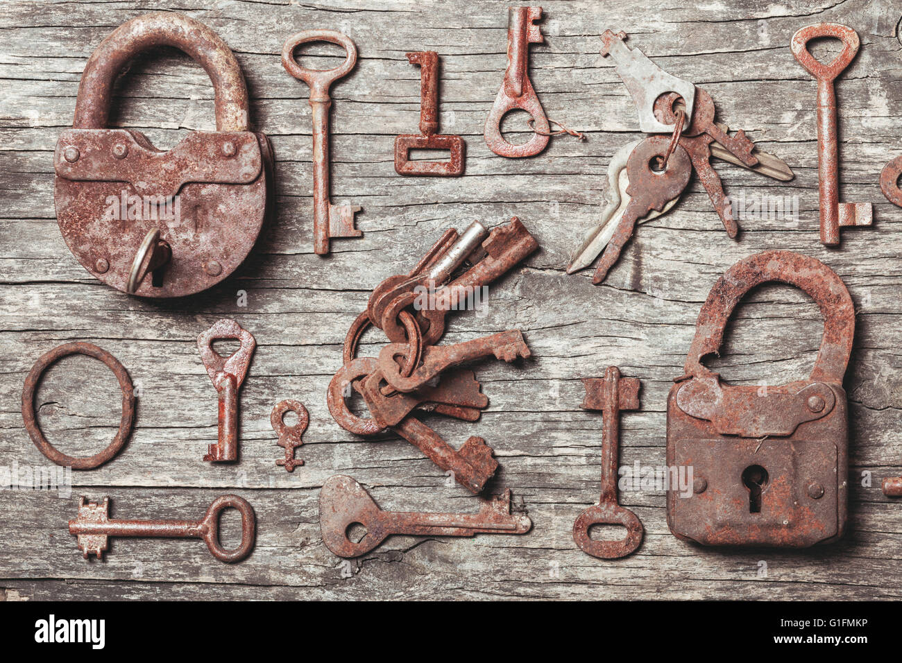 The old keys Stock Photo - Alamy