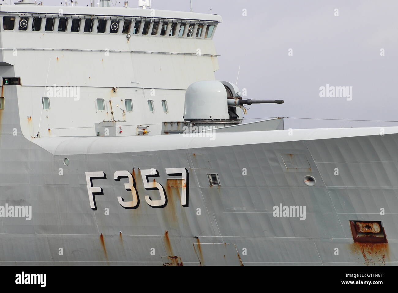 Oto melara 76 mm hi-res stock photography and images - Alamy