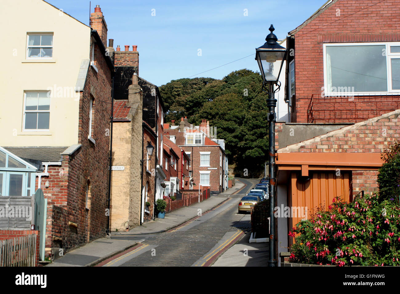 Scarborough castlegate hi-res stock photography and images - Alamy