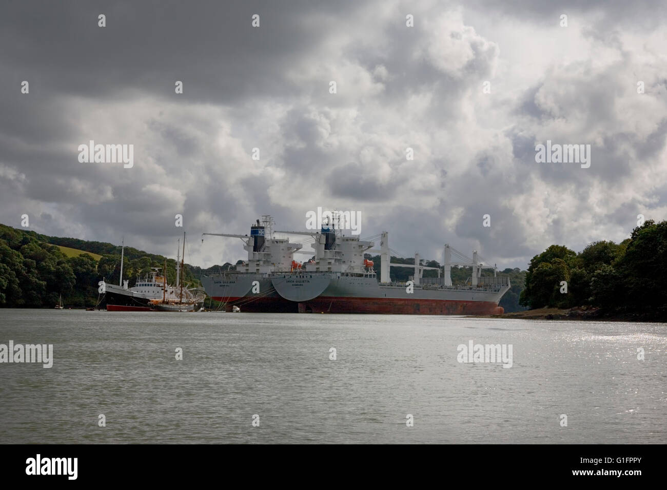 River Fal above King Harry Ferry at Tolverne, Cornwall, England, with ...