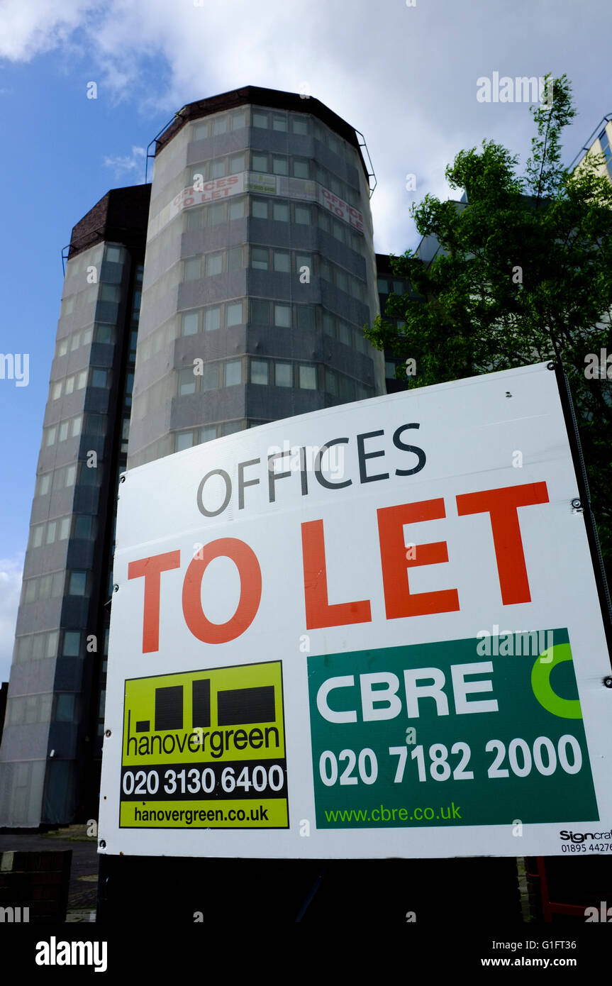 To Let Sign Stock Photo - Alamy