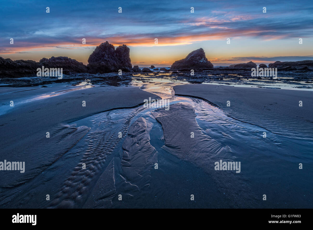 Oregon coast beach hi-res stock photography and images - Alamy