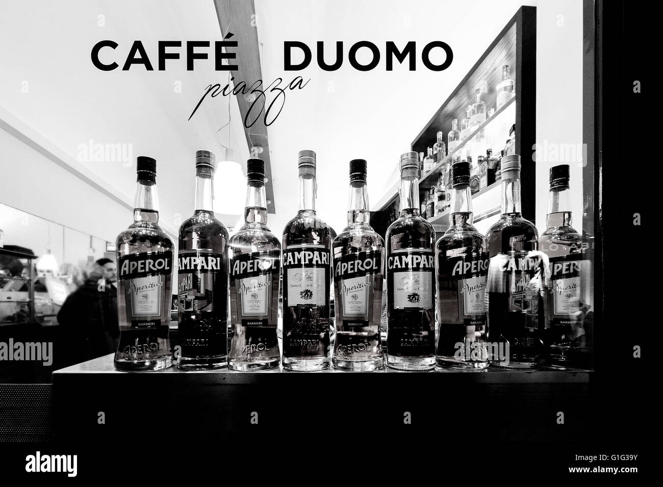 Italy, Como, Duomo square, Caffé Duomo piazza Stock Photo - Alamy