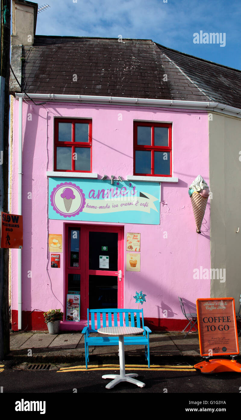 Annie's Ice Cream and Coffee Shop in the village of Sneem, County Kerry ...