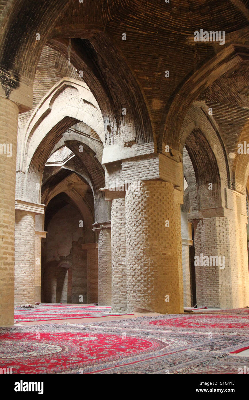 Mosque interior tehran hi-res stock photography and images - Alamy
