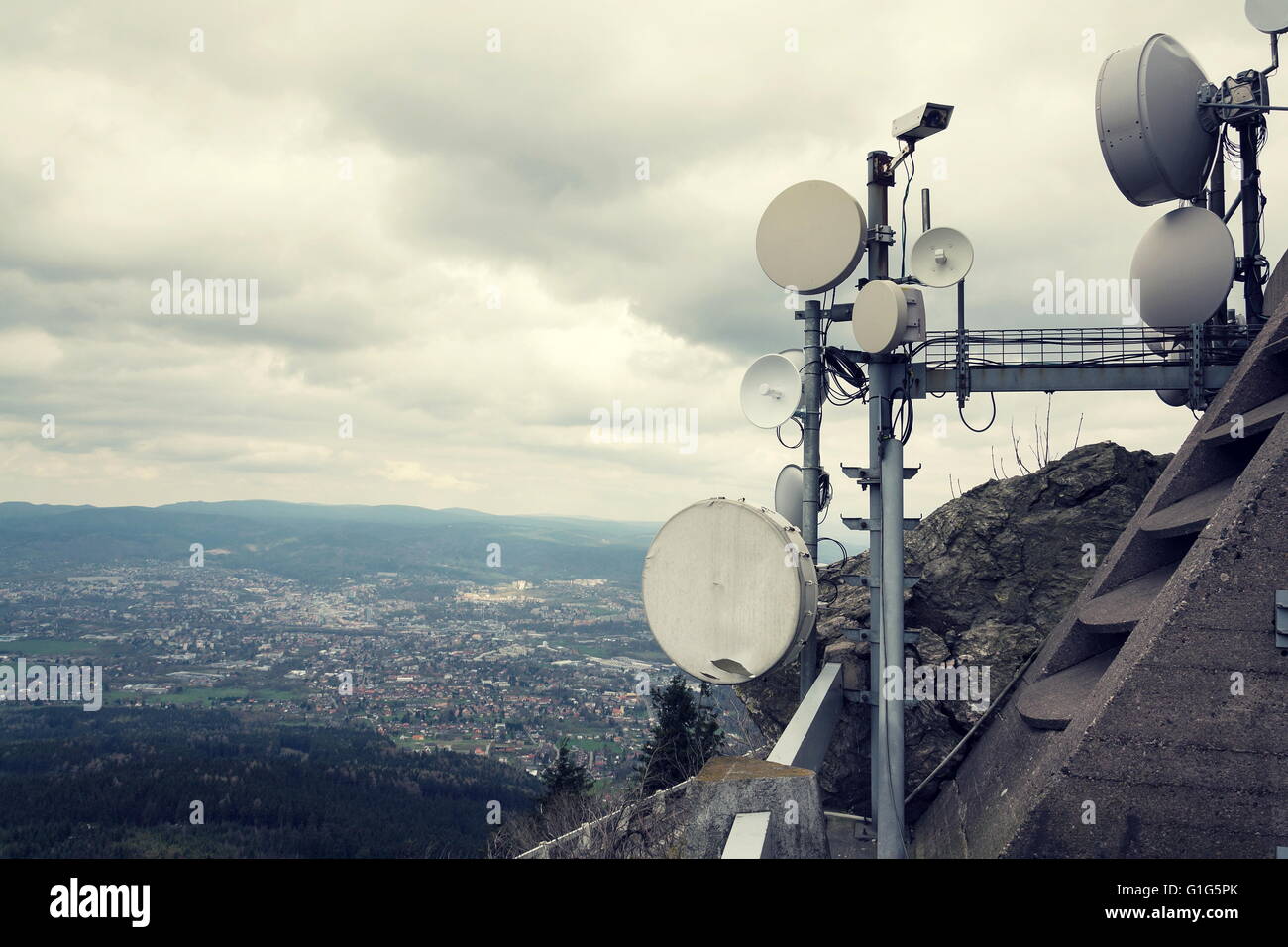 Security camera tower hi-res stock photography and images - Alamy