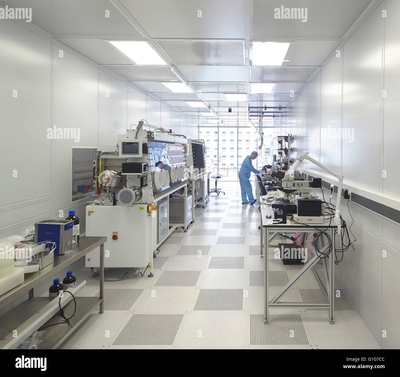Laboratory interior graphene institute hi-res stock photography and ...
