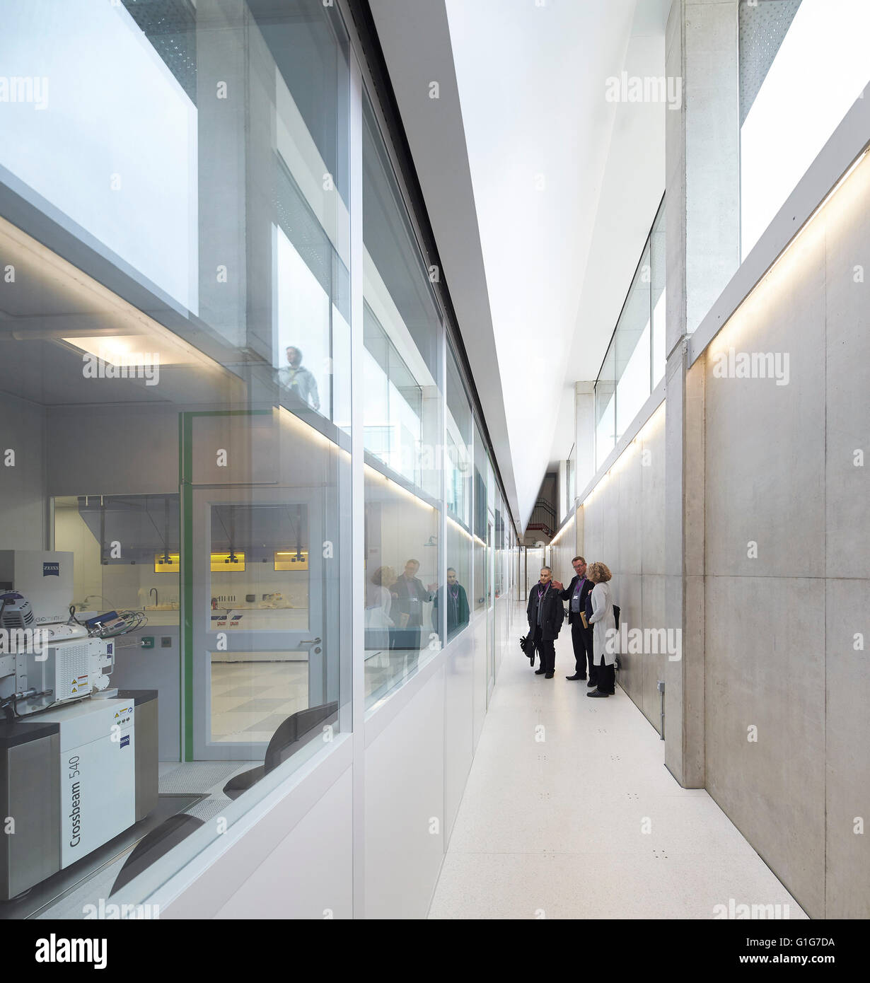 Basement viewing corridor with fenestration to cleanroom and street ...