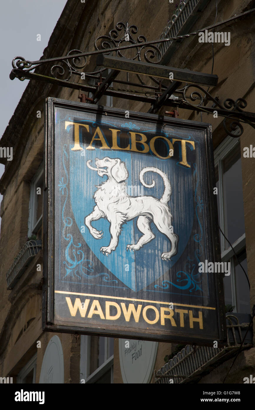The Talbot Inn Stock Photos & The Talbot Inn Stock Images - Alamy