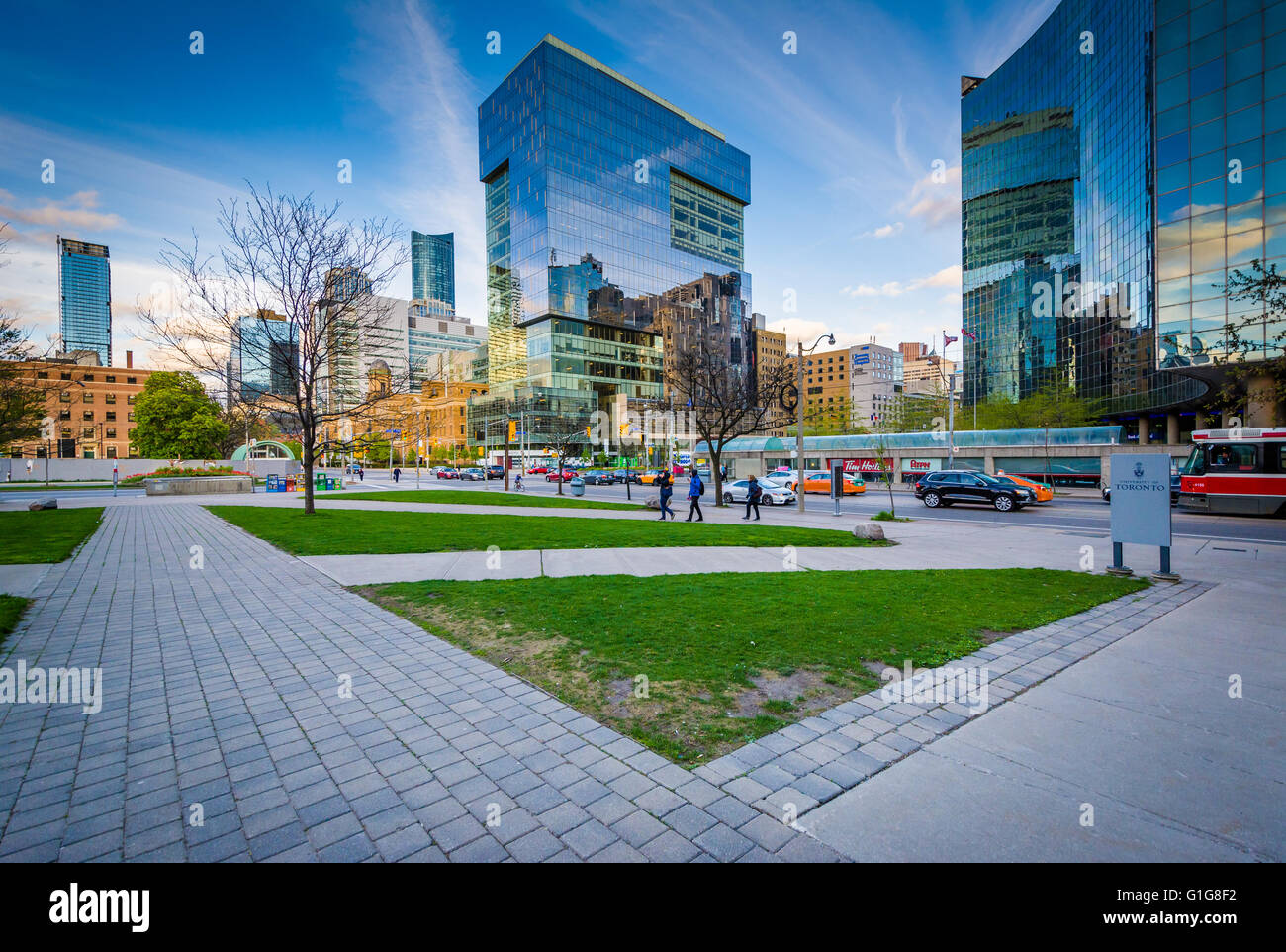 Modern university buildings hi-res stock photography and images - Alamy