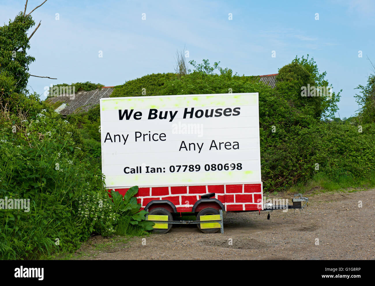Mobile advertisement - We buy houses, any price, any area - set up in ...