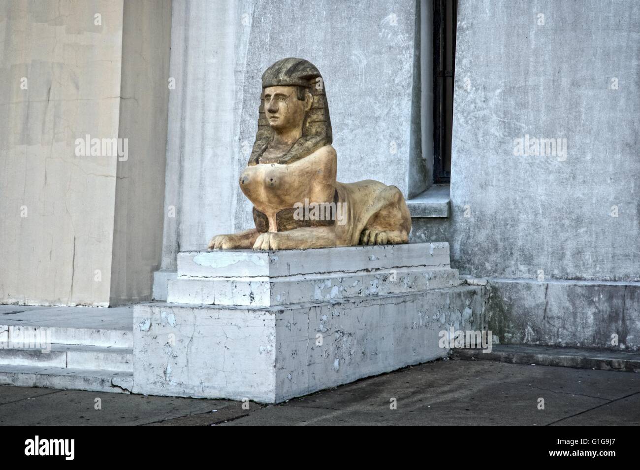 Street scenes in downtown Mobile Alabama. Monument statuary at the ...