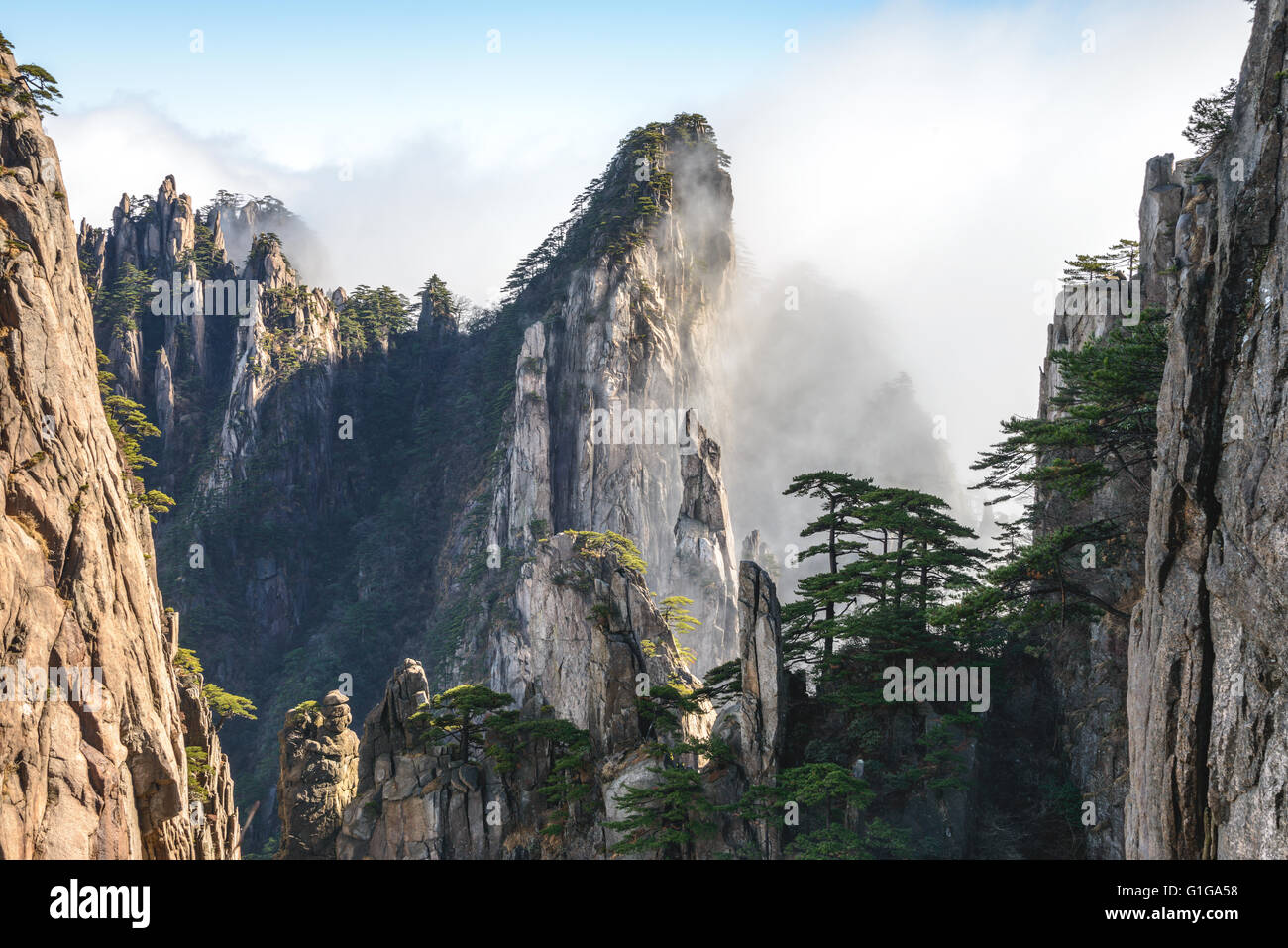 Huangshan mountain scenery in Anhui province, China Stock Photo - Alamy