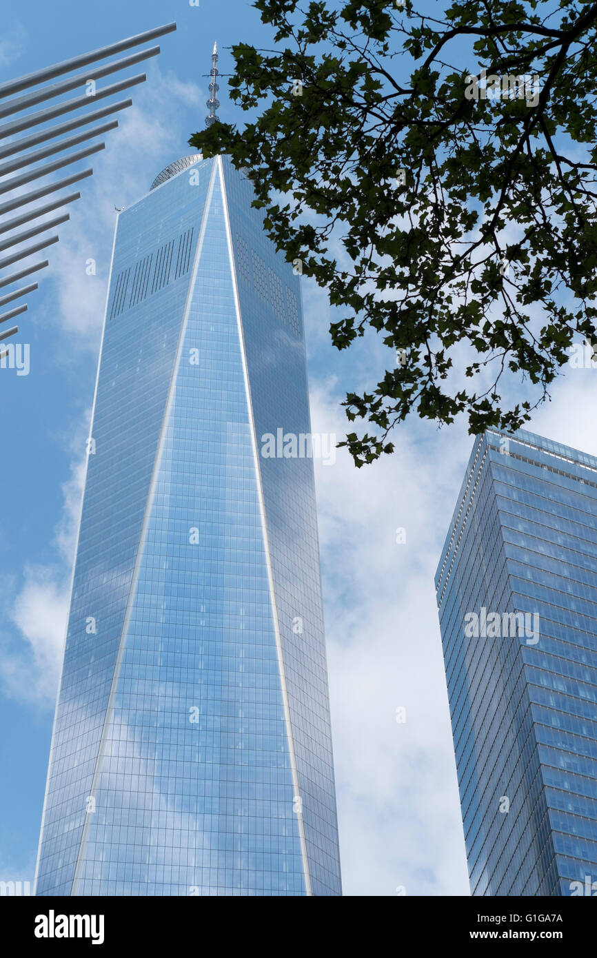 Detail of the World Trade Center Transportation Hub building spine with ...