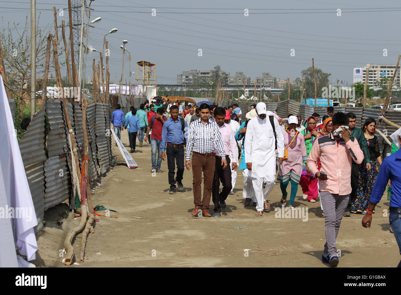 People on the way Stock Photo - Alamy