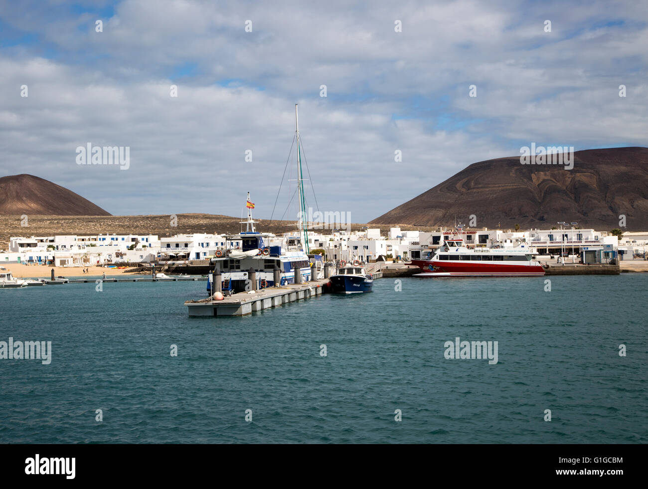 Caleta de sebo harbour and village la isla graciosa hi-res stock ...