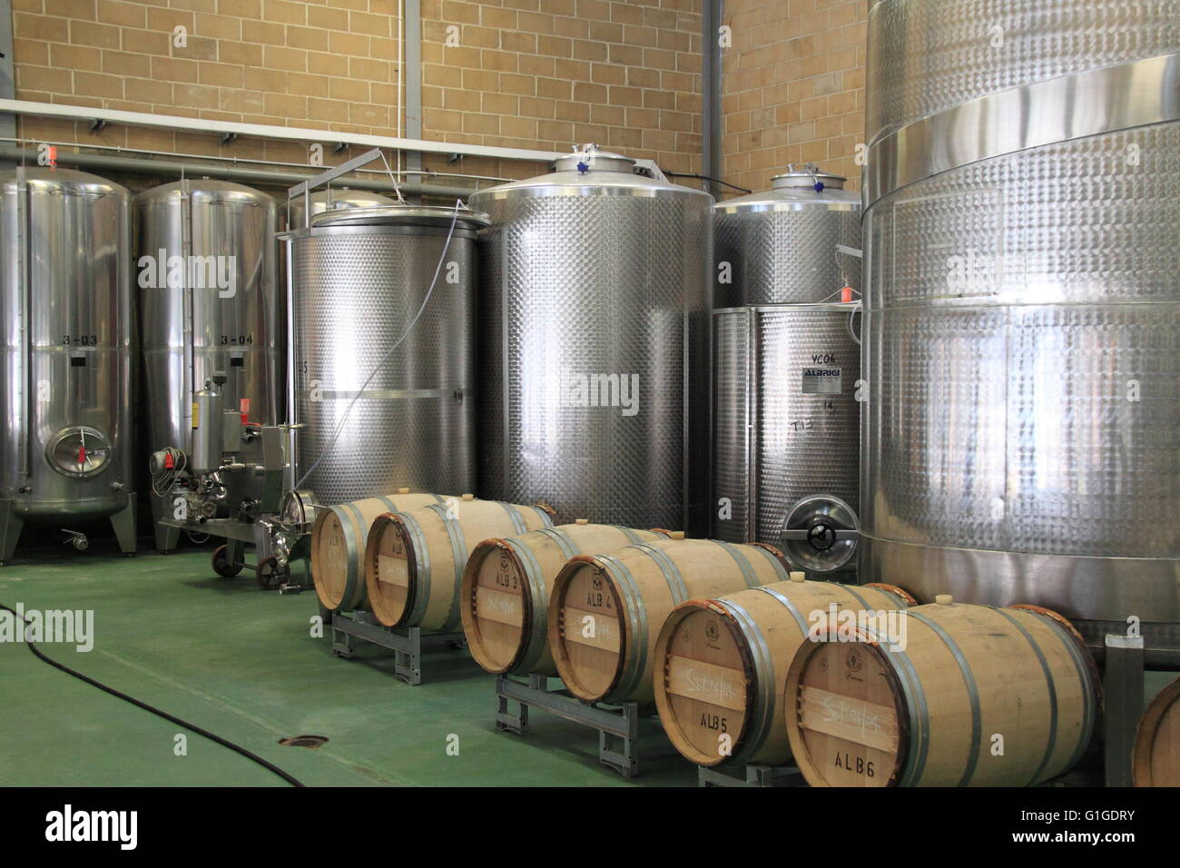 Stainless steel vats barrels hi-res stock photography and images - Alamy