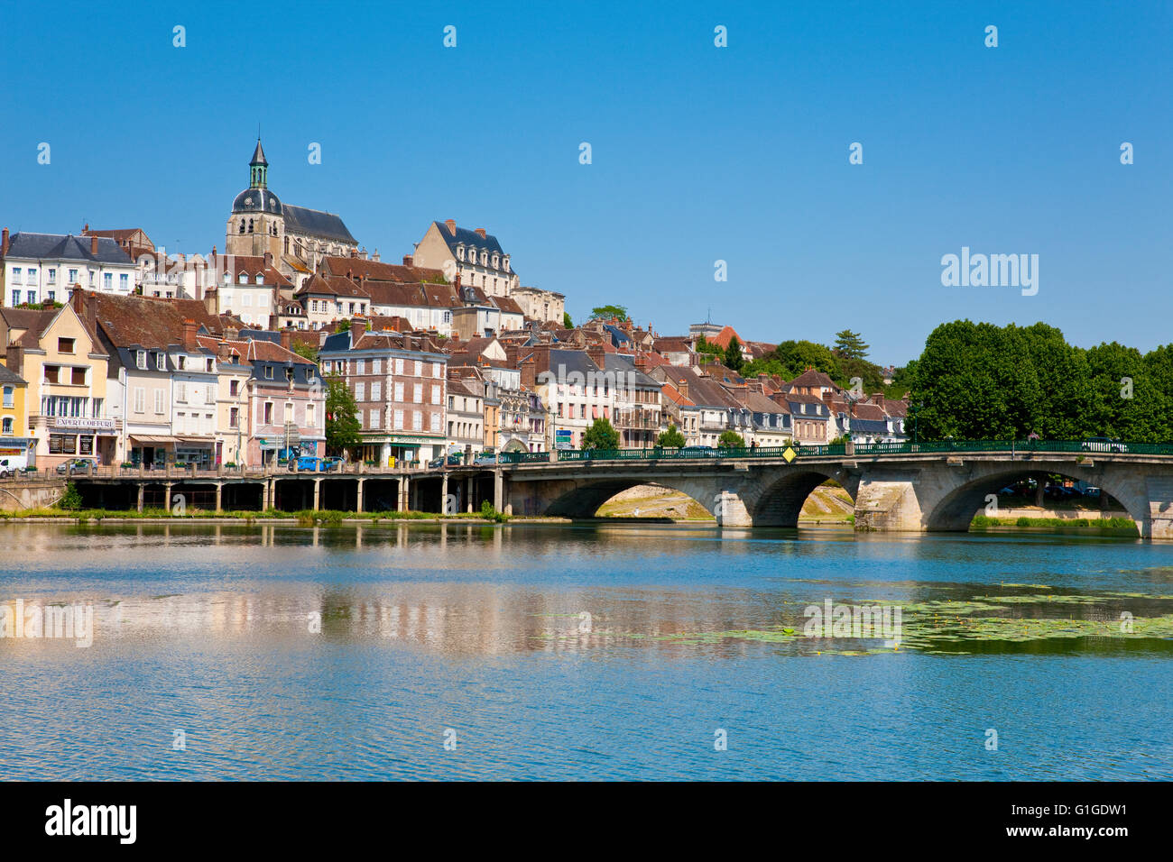 Joigny hi-res stock photography and images - Alamy