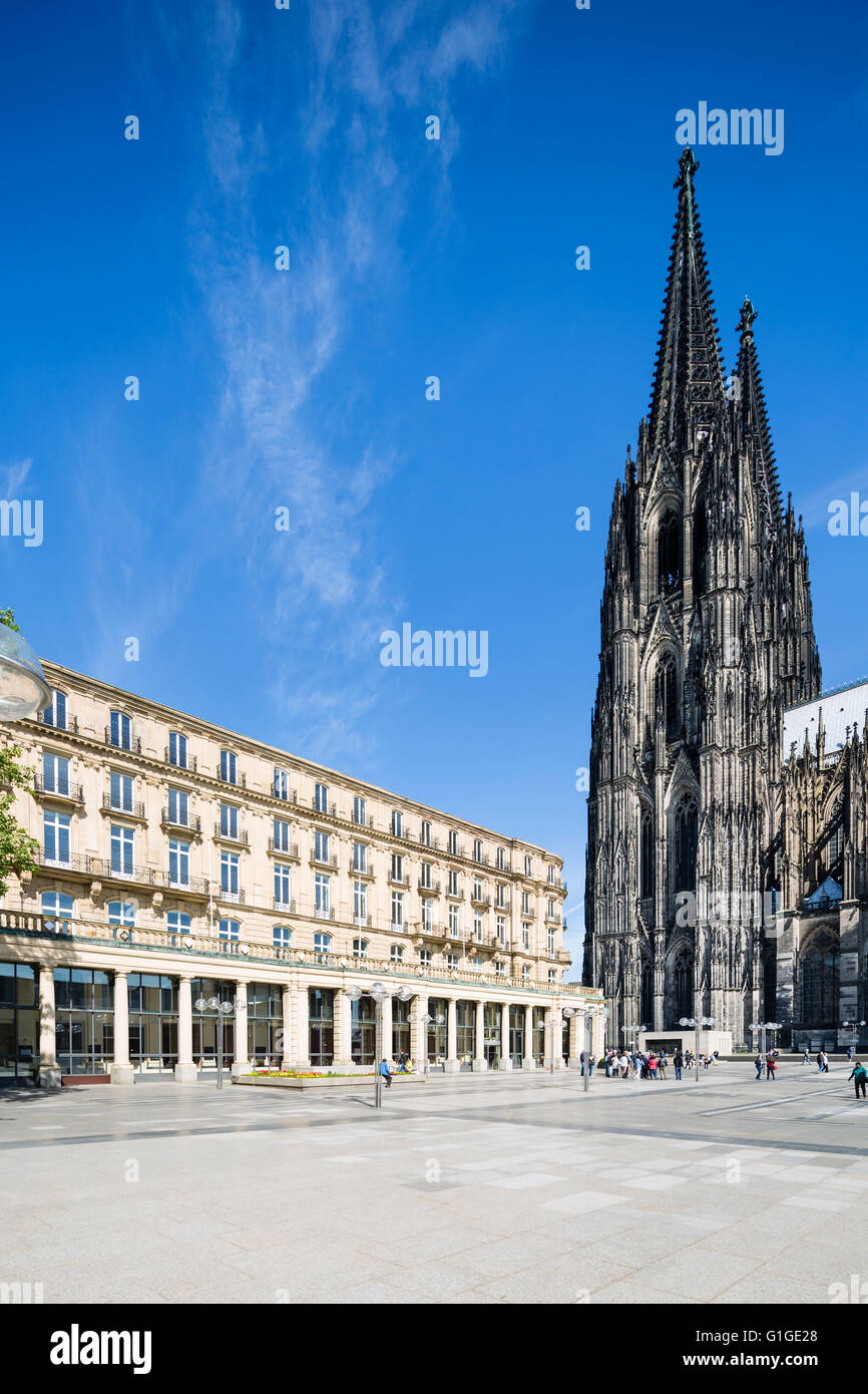 Cologne cathedral roncalliplatz in hi-res stock photography and images ...