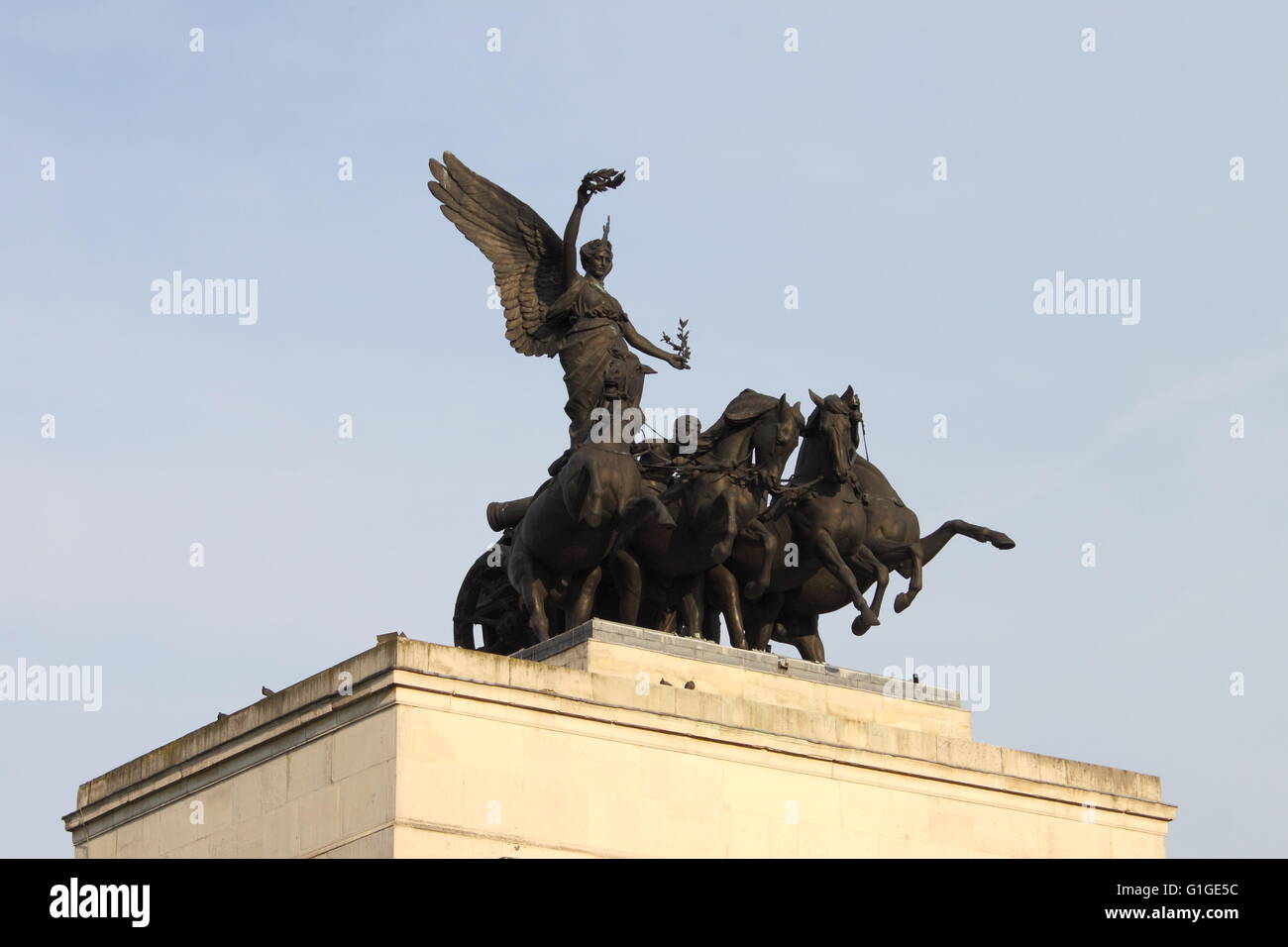Queen boadicea statue hi-res stock photography and images - Alamy