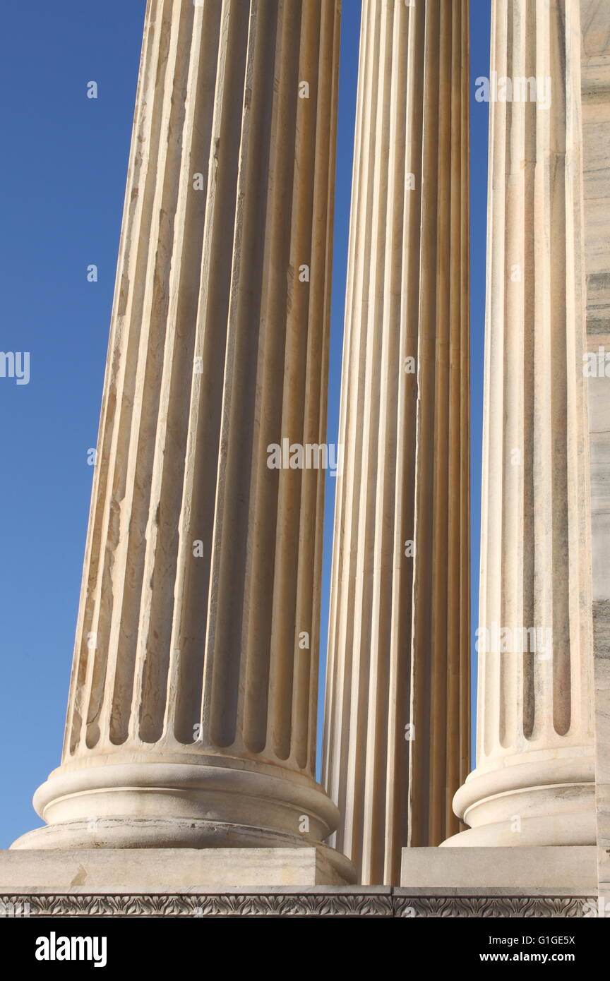 Italy milan roman columns hi-res stock photography and images - Alamy