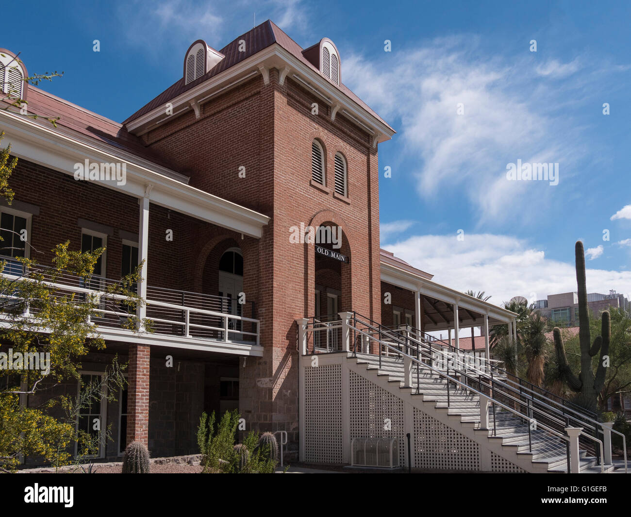 University of arizona tucson campus hi-res stock photography and images ...