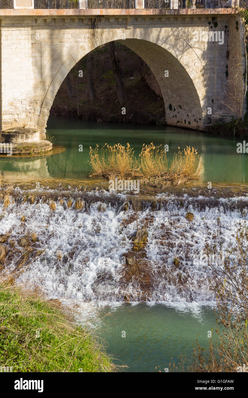Pedestrian stone bridge hi-res stock photography and images - Alamy