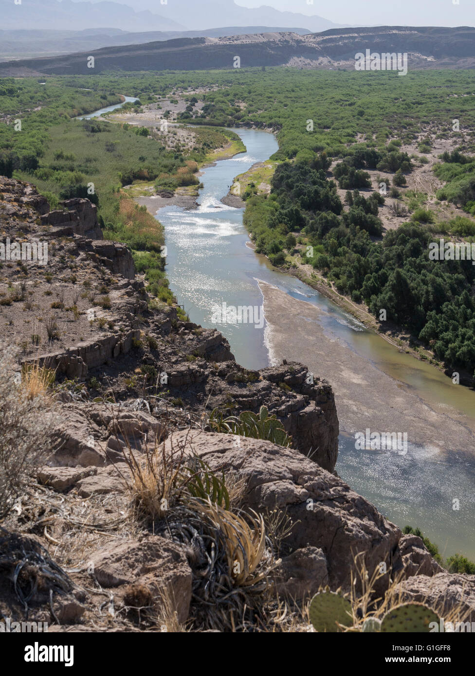 Rio Grande River from the Hot Springs Canyon Rim Trail, Big Bend ...