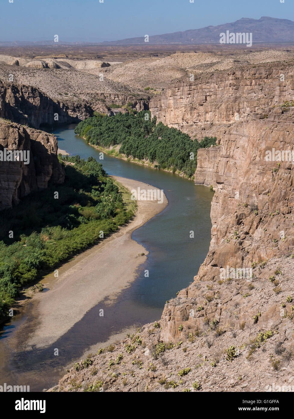Rio Grande River from the Hot Springs Canyon Rim Trail, Big Bend ...