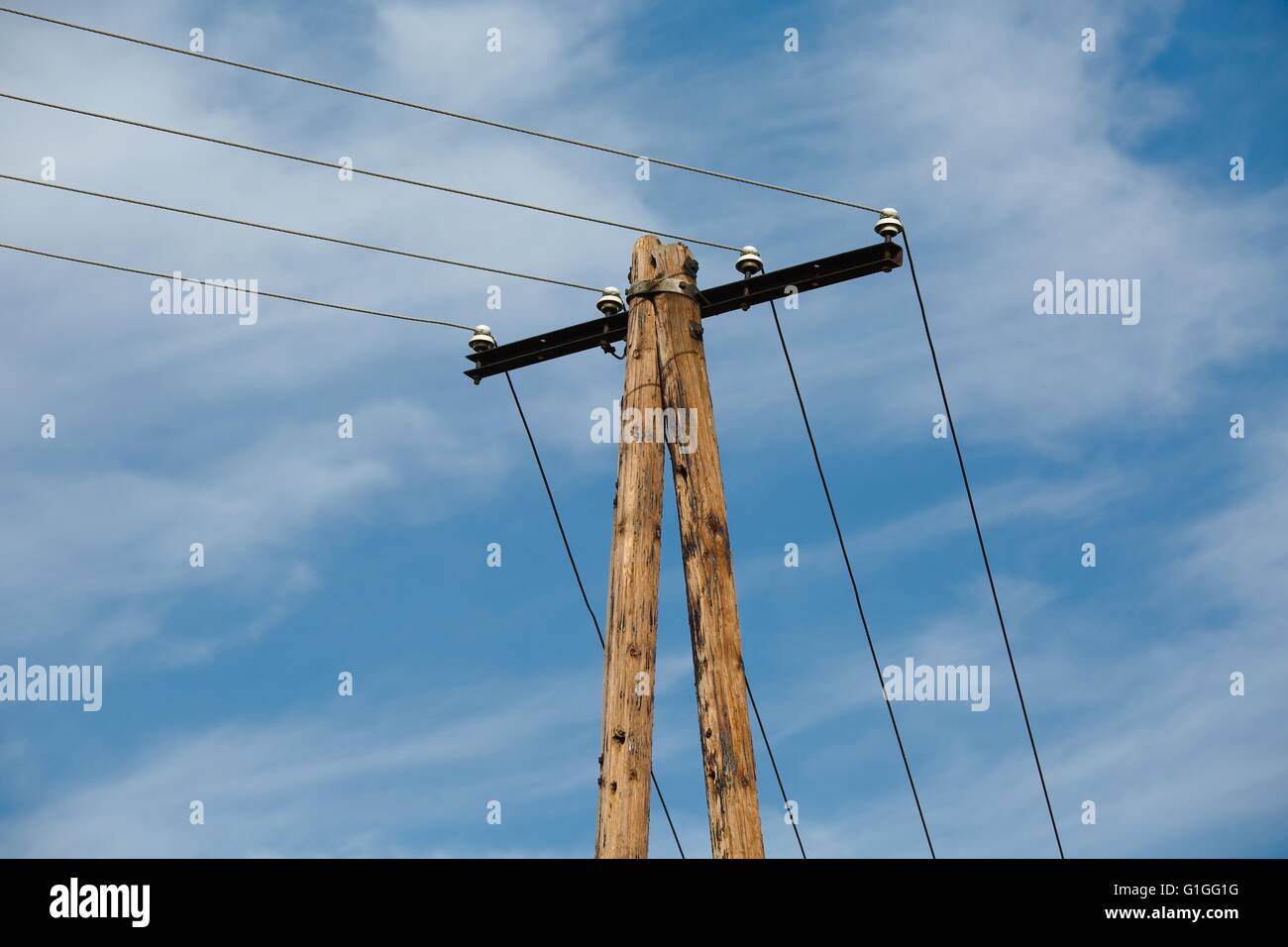 Electric line post Stock Photo - Alamy